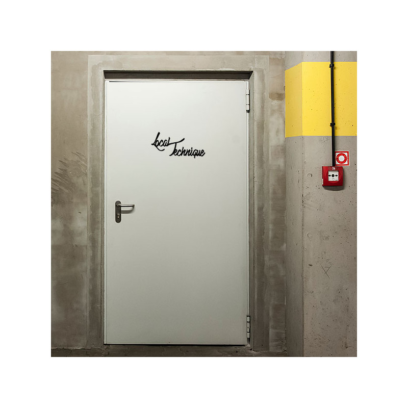 Mot découpé au laser : LOCAL TECHNIQUE